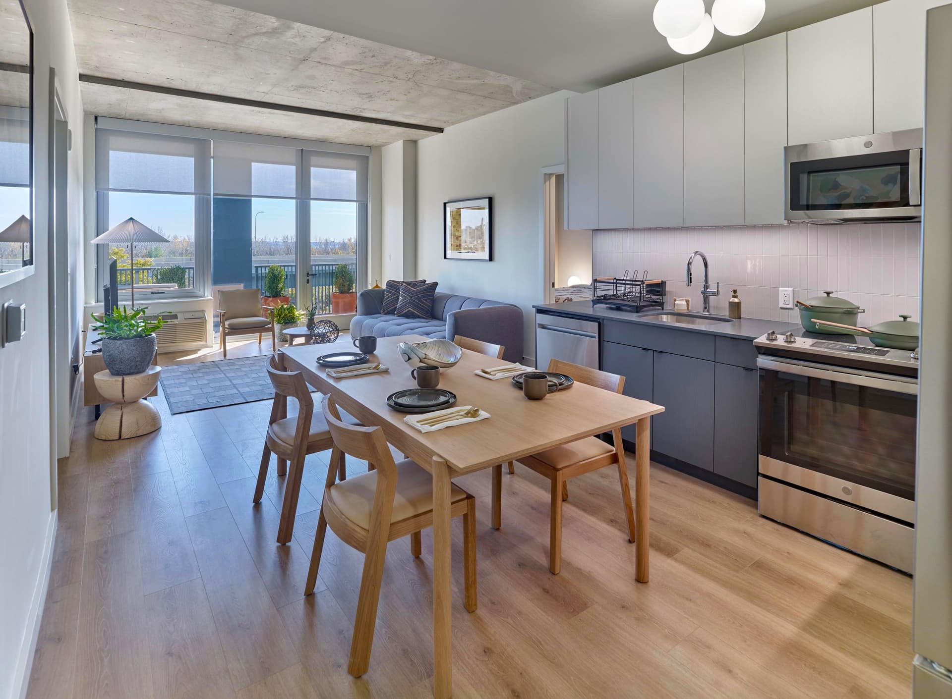 Atlas | New Luxury Apartments | Jersey City, NJ